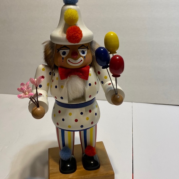 European Christmas Market | Holiday | Clown Nutcracker European ...